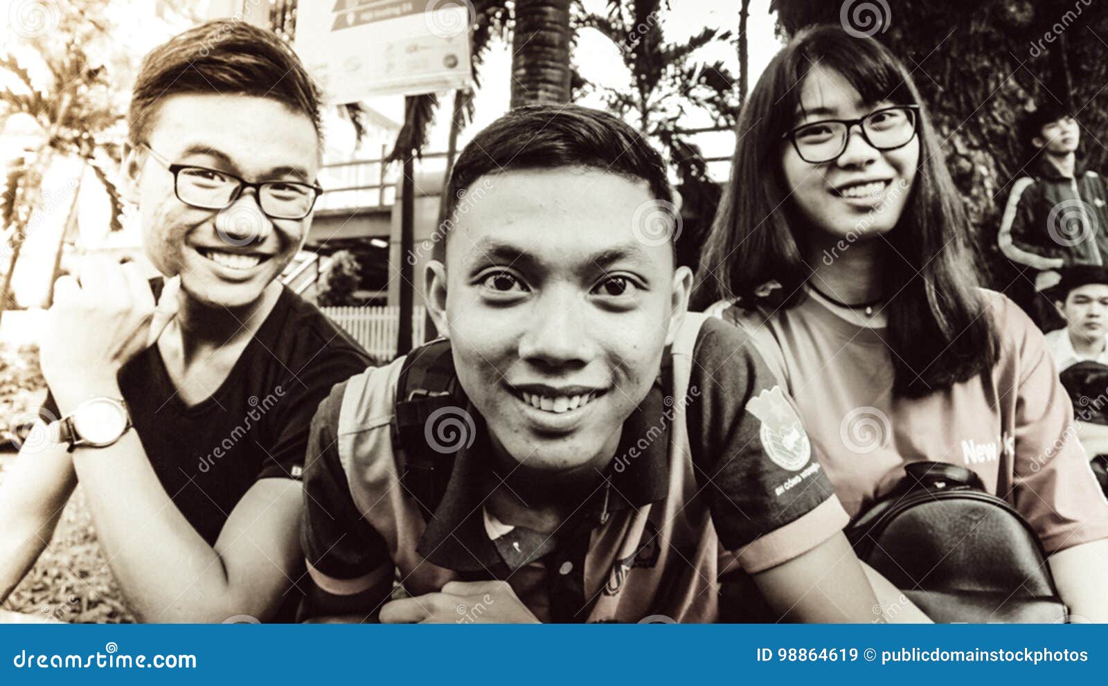 Young Asian People Picture. Image: 98864619