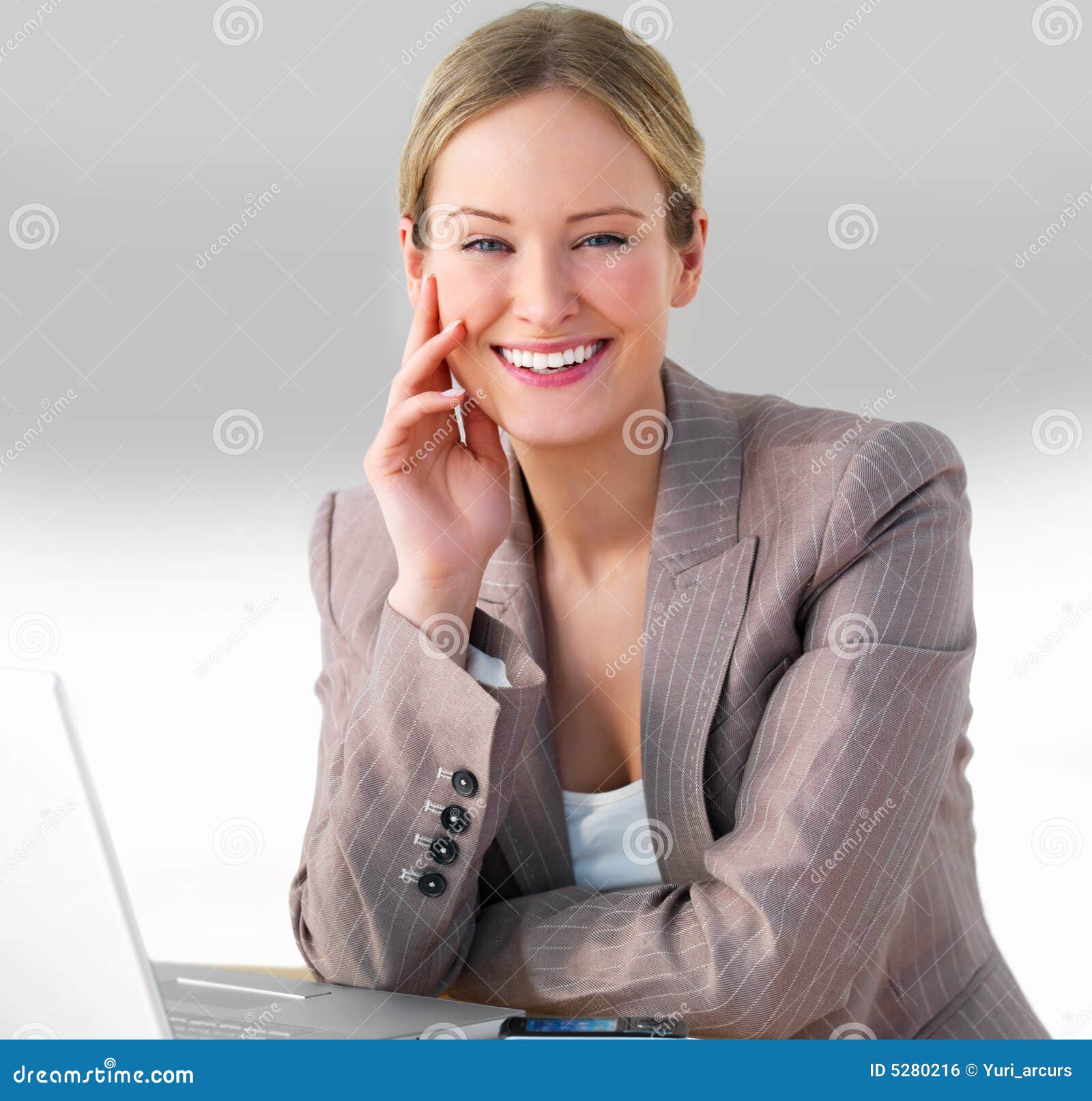 Young Beautiful Business Woman Working on Computer Stock Photo - Image ... Young Beautiful Business Woman Working on Computer Stock Photo - Image ...