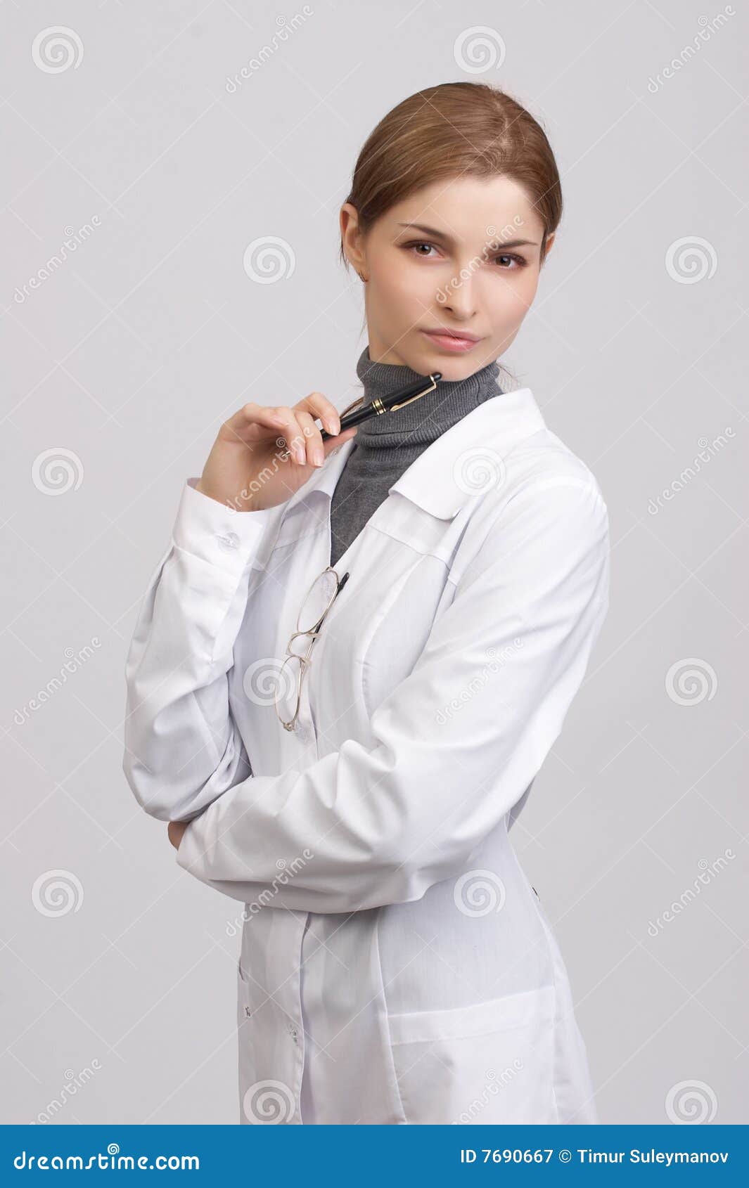 Beautiful Doctor Orthodontist Shows You How To Care For Your Teeth ...