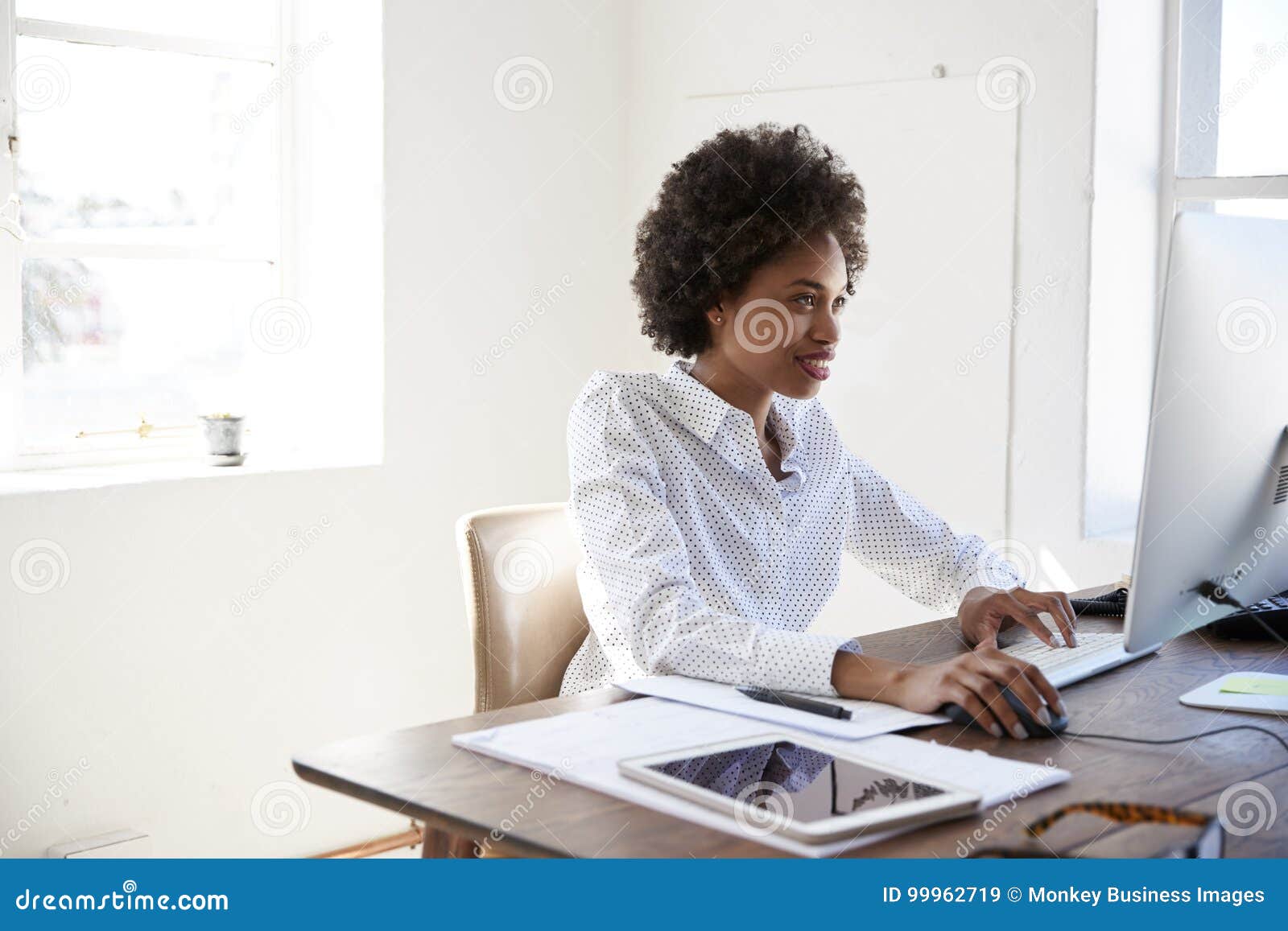58,795 Black Person Office Computer Stock Photos - Free & Royalty-Free ...