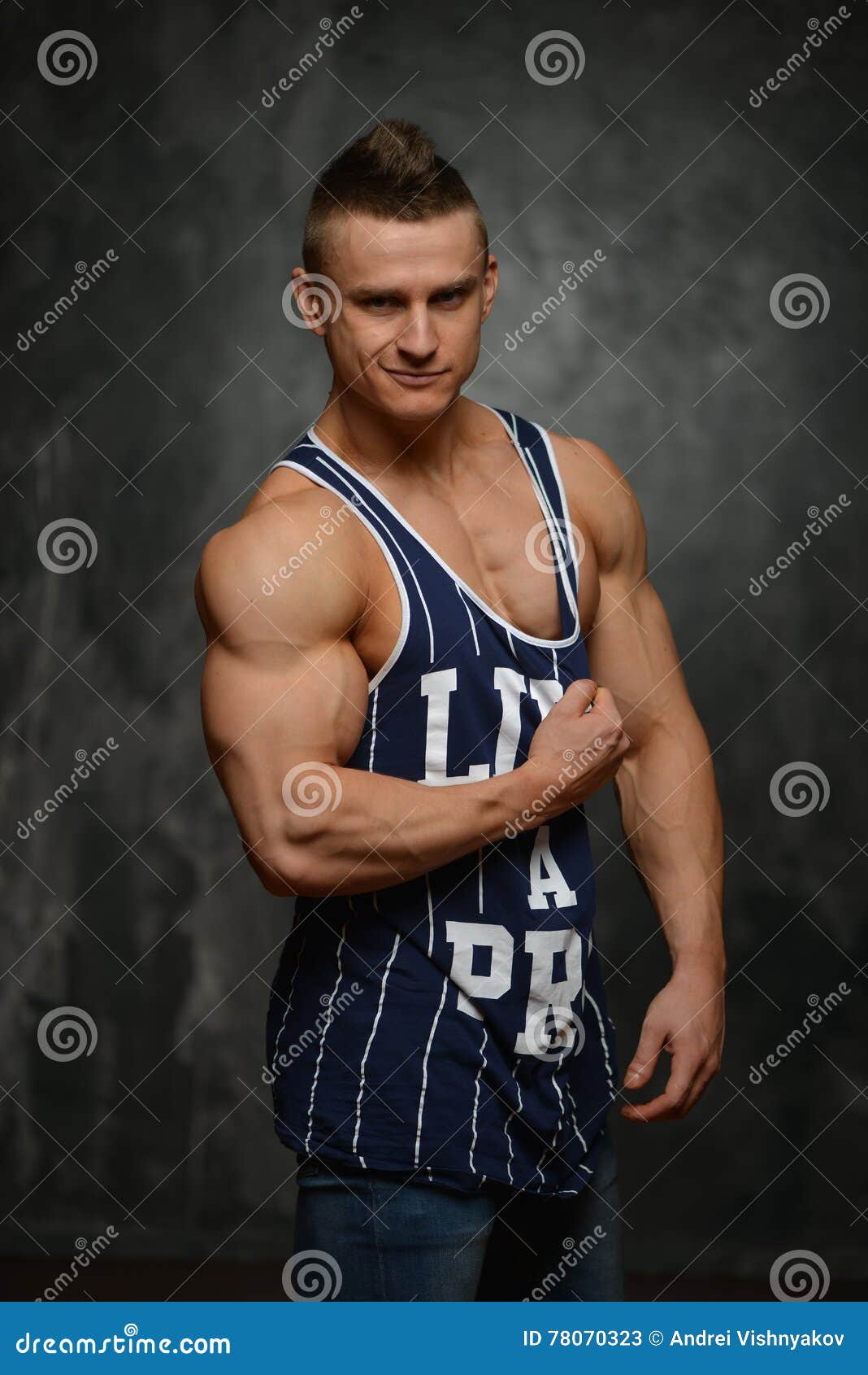 Young bodybuilder stock image. Image of flex, fitness - 78070323