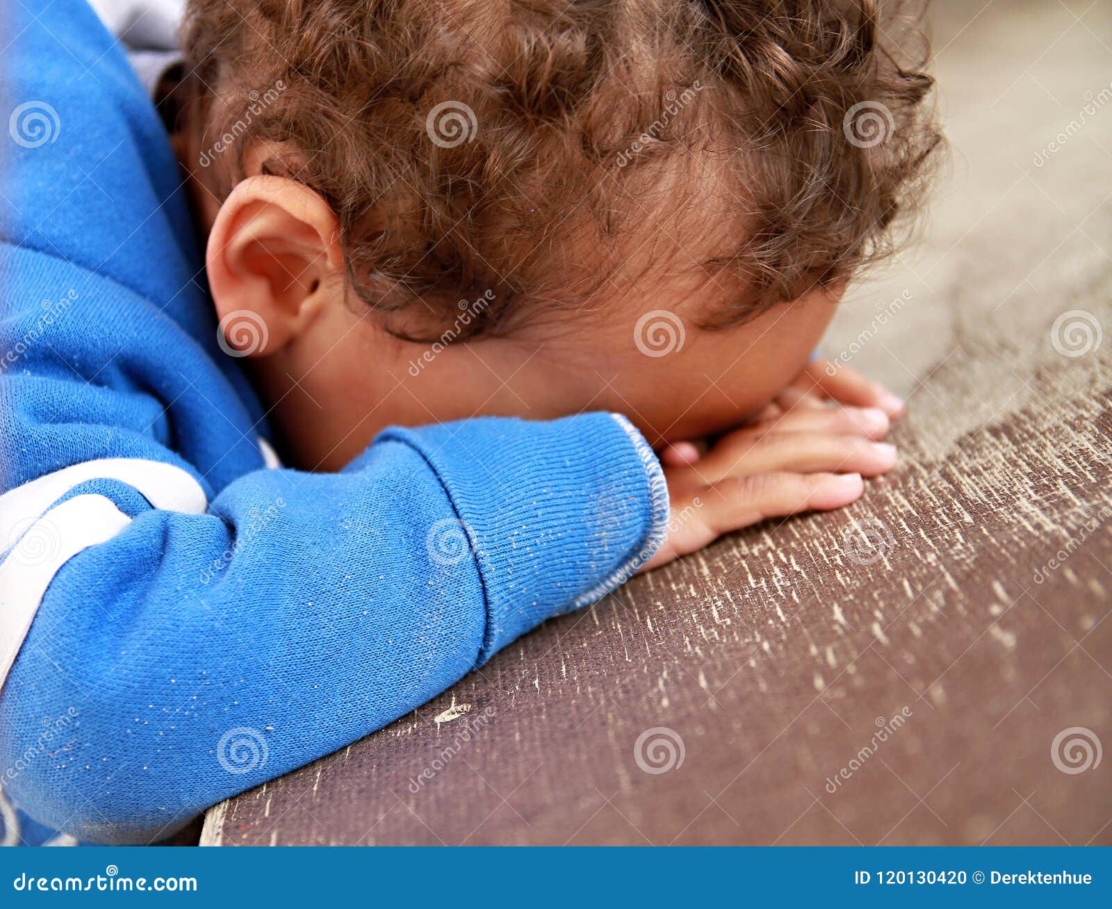 Young Boy Crying Stock Images - Download 5,136 Royalty Free Photos