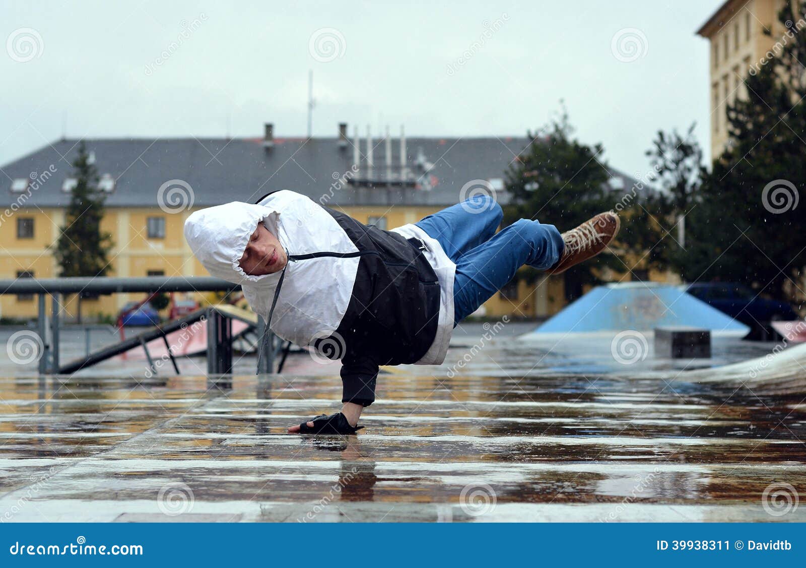 Young Boy Dancing Break Dance Stock Image - Image of breakdance ...