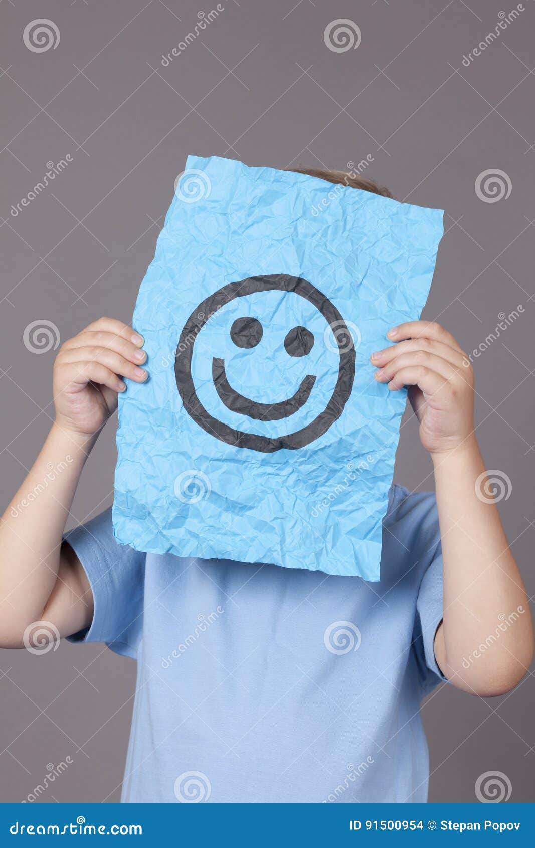 Paper With Smiley Emoticon Pinned To A Cork Board Royalty-Free Stock ...