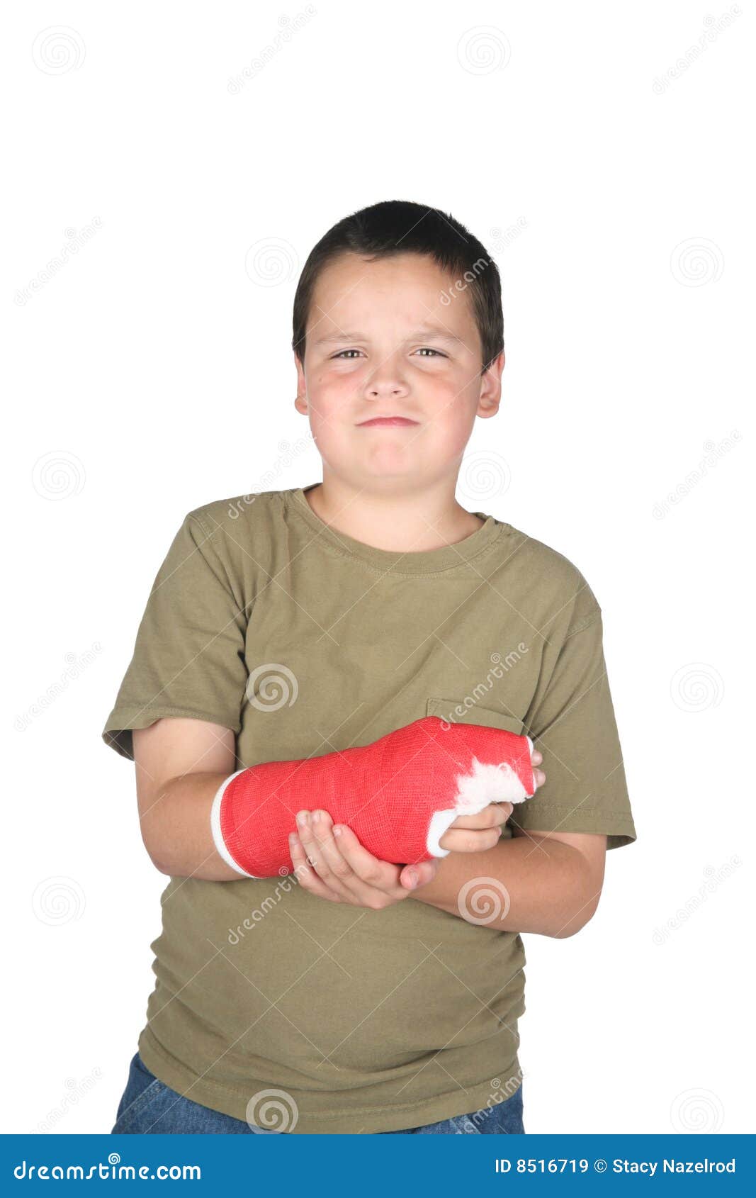 Young boy with red cast stock image. Image of childhood - 8516719