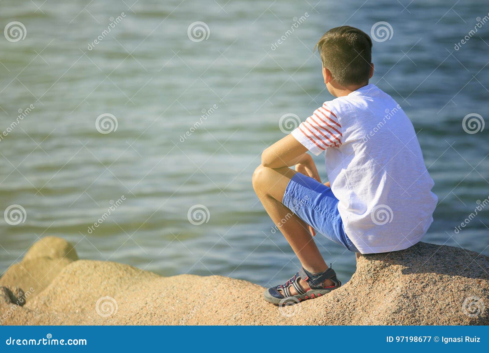 Young boy seeing the sea stock image. Image of back, depressed - 97198677