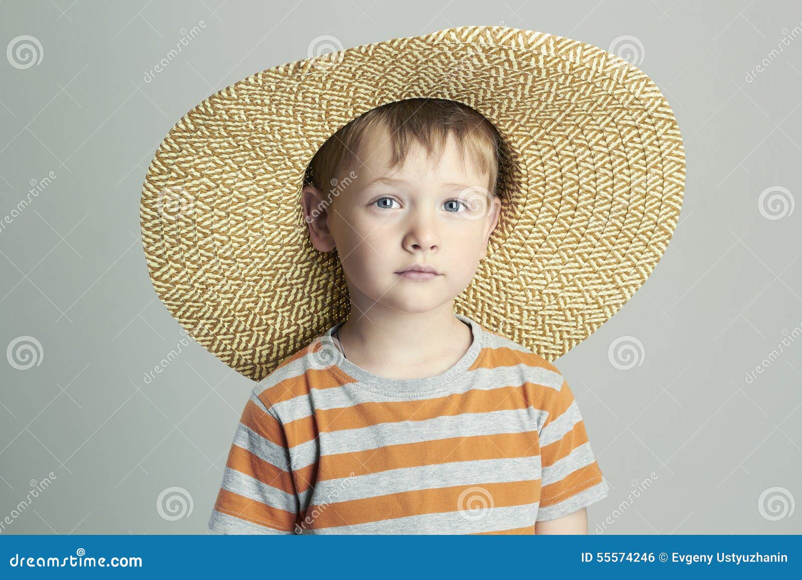 Young Boy with Straw Hat. Studio Portrait of Funny Child Stock Photo ...