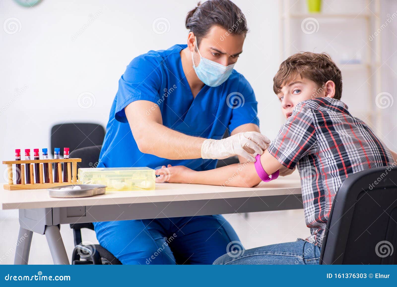 Young Boy Visiting Doctor in Hospital Stock Image - Image of ...
