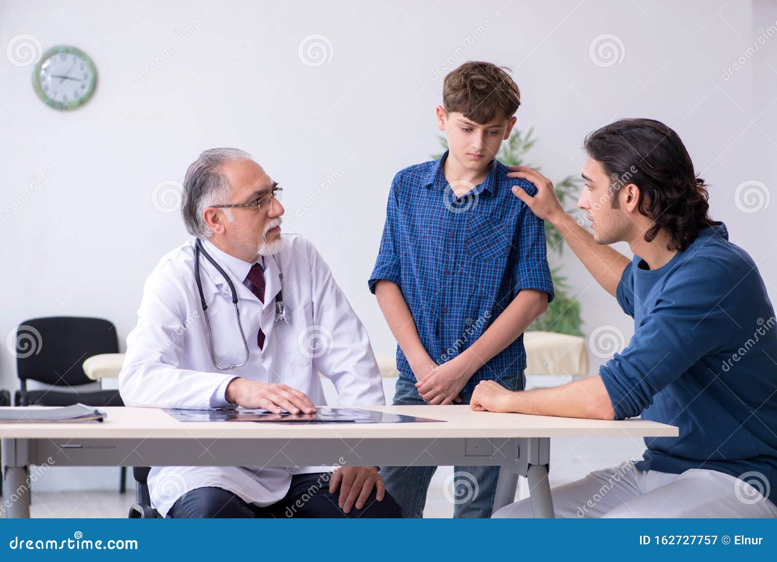 Young Boy Visiting Doctor in Hospital Stock Image - Image of medic ...