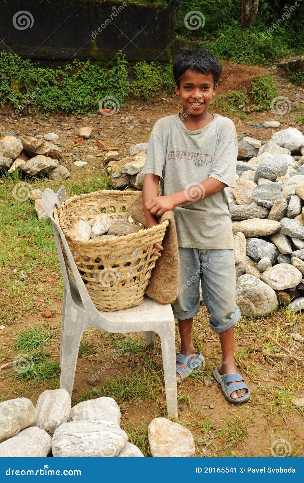 Young Boy Works Hard As Porter, India Editorial Photo - Image of indian ...