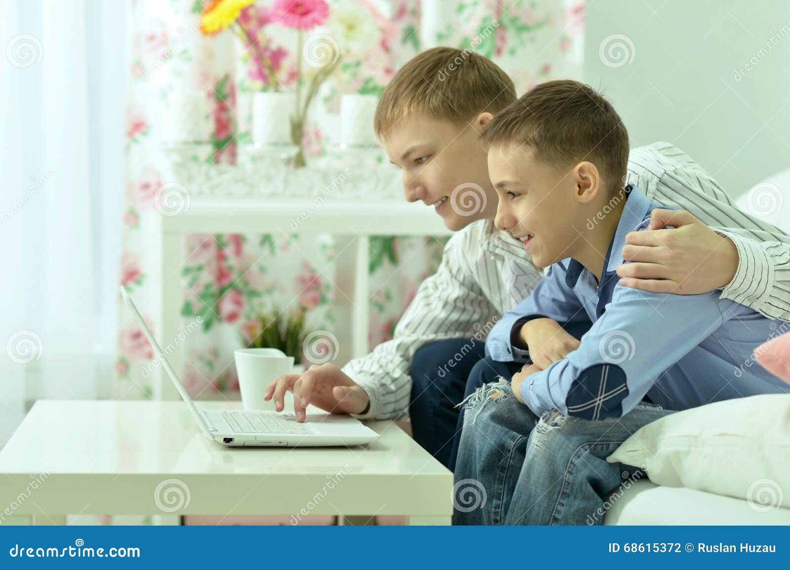 Young Boys and Laptop Computer Stock Photo - Image of brothers, email ...