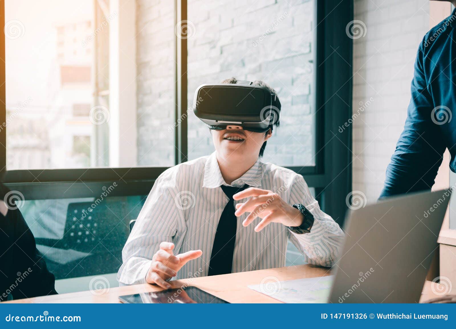 Young Business People Testing Virtual Reality VR Headset Technology ...