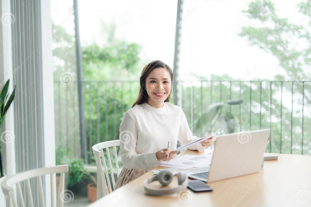 Young Cheery Happy Positive Cute Beautiful Business Woman Sit Indoors