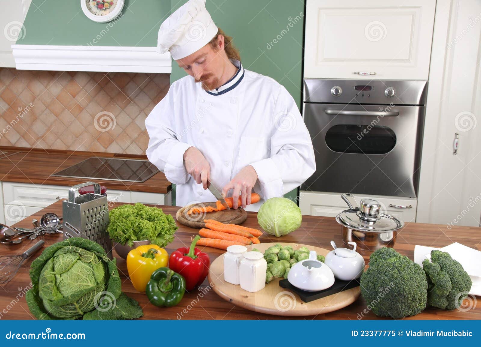 Young Chef Preparing Lunch in Kitchen Stock Image - Image of cuisine ... Young Chef Preparing Lunch in Kitchen Stock Image - Image of cuisine ...