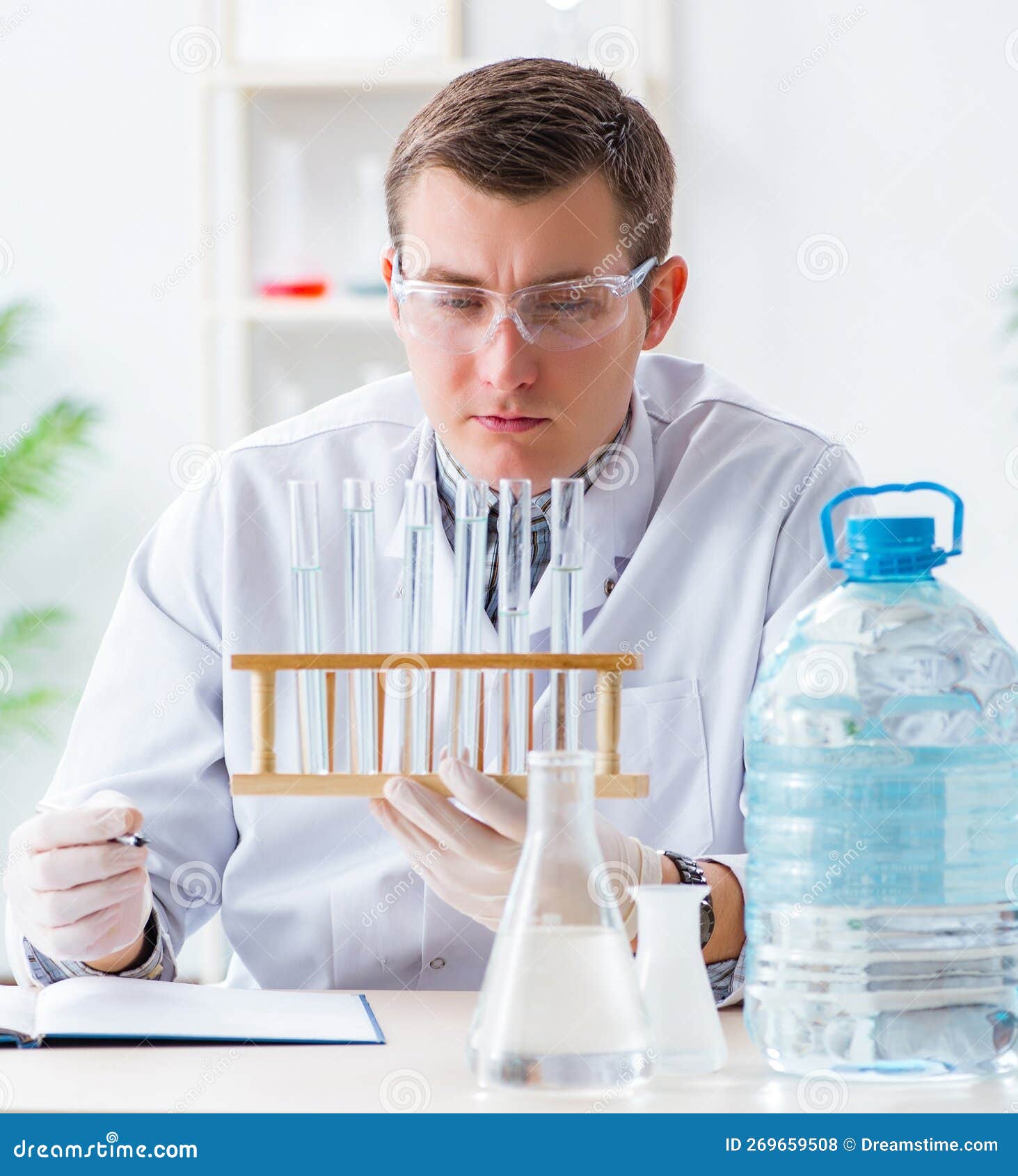 Young Chemist Student Experimenting in Lab Stock Photo - Image of ...