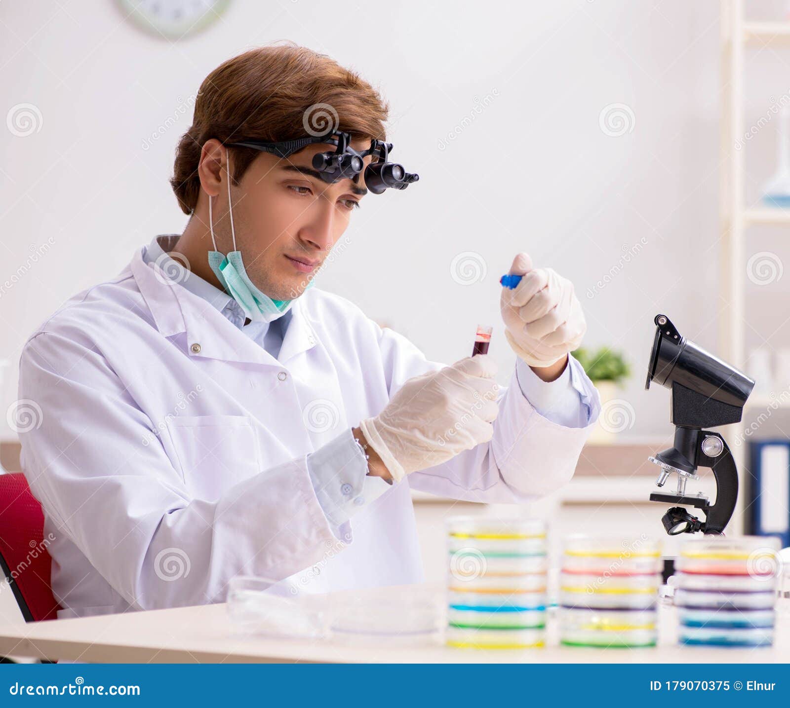 Young Chemist Working in the Lab Stock Image - Image of medicine ...