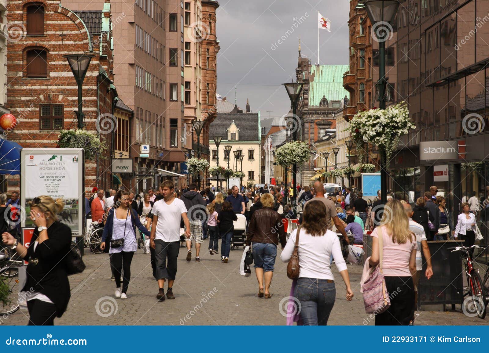 City Life Building Windows Reflection People Walk On The Street Cars ...