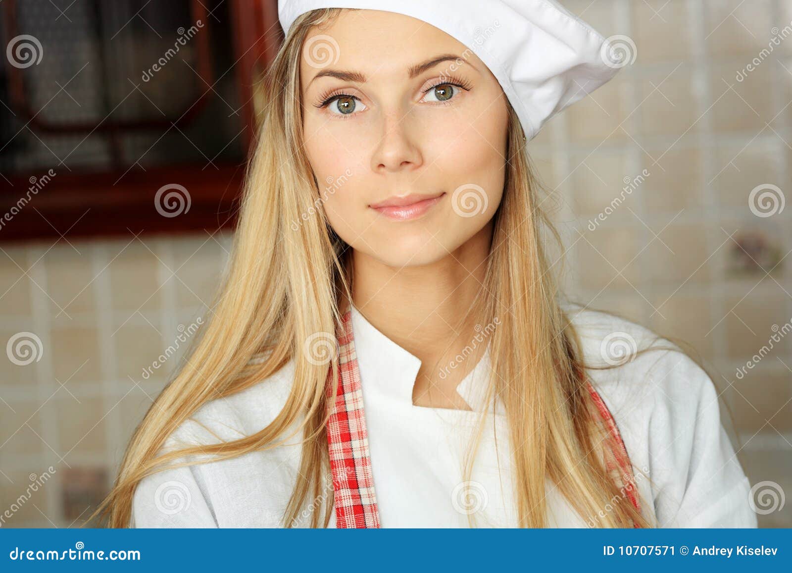 Young cook stock image. Image of mealtime, domestic, food - 10707571