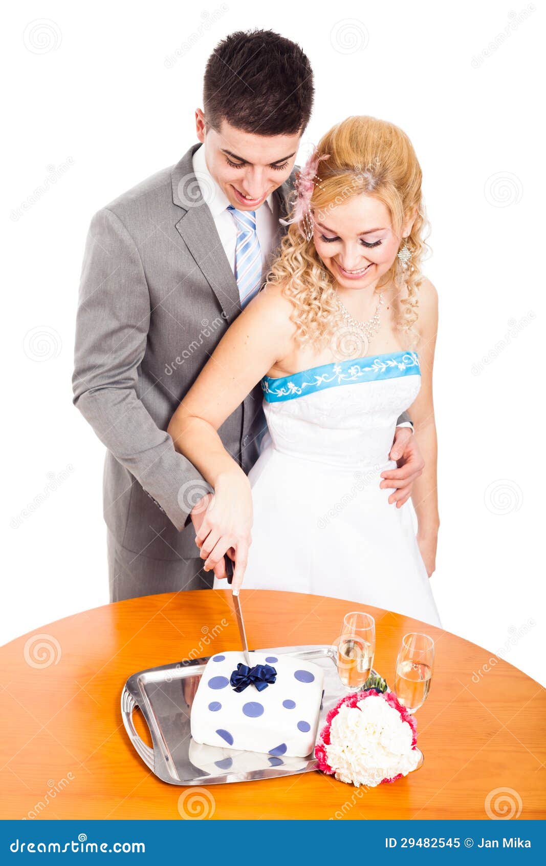 Young Couple Cutting Wedding Cake Stock Image - Image of drink, married ...