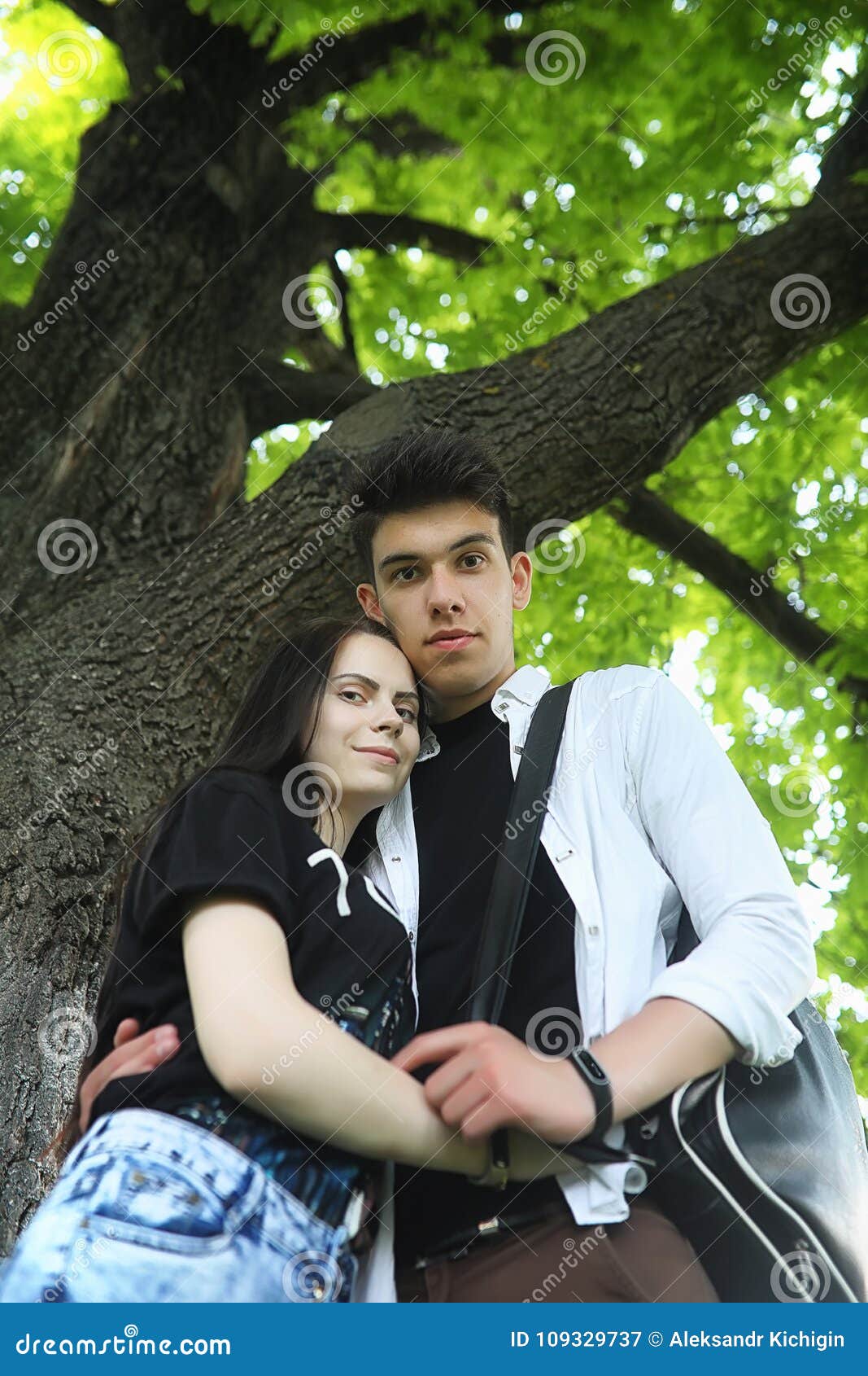 Young Couple on the First Date Stock Image - Image of kiss, adult ...