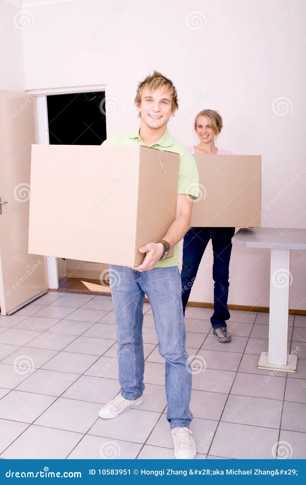 Young couple moving out stock image. Image of enjoy, confident - 10583951
