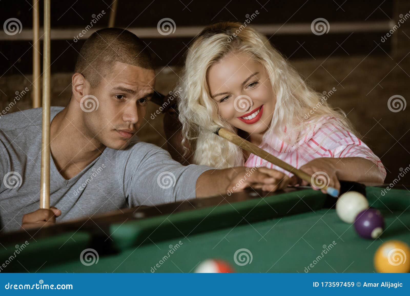 Young People Playing Snooker at Bar Stock Image - Image of party, play ...
