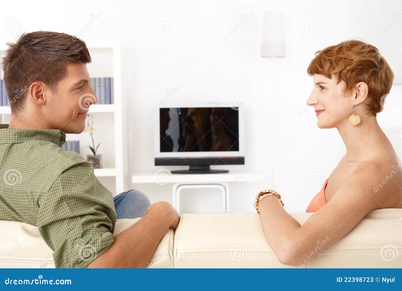 Young Couple Talking Smiling Stock Image - Image of face, color: 22398723