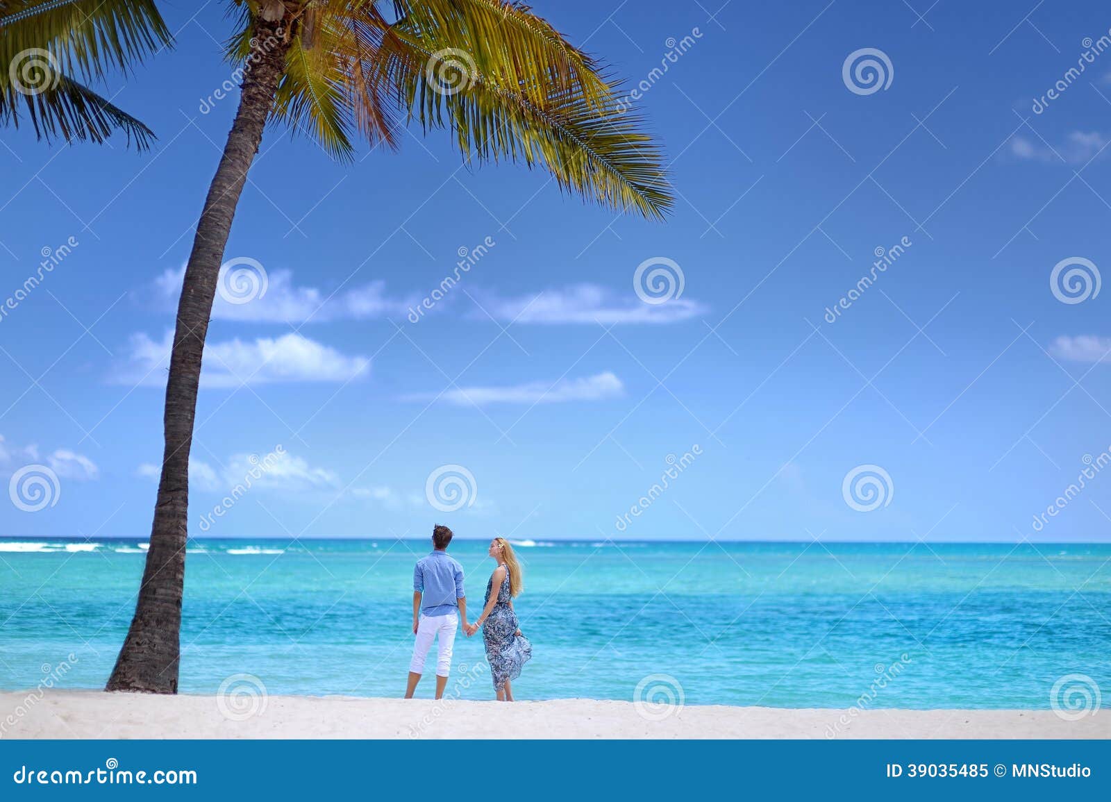 Young Couple on a Tropical Island Stock Image - Image of shore, lagoon ...