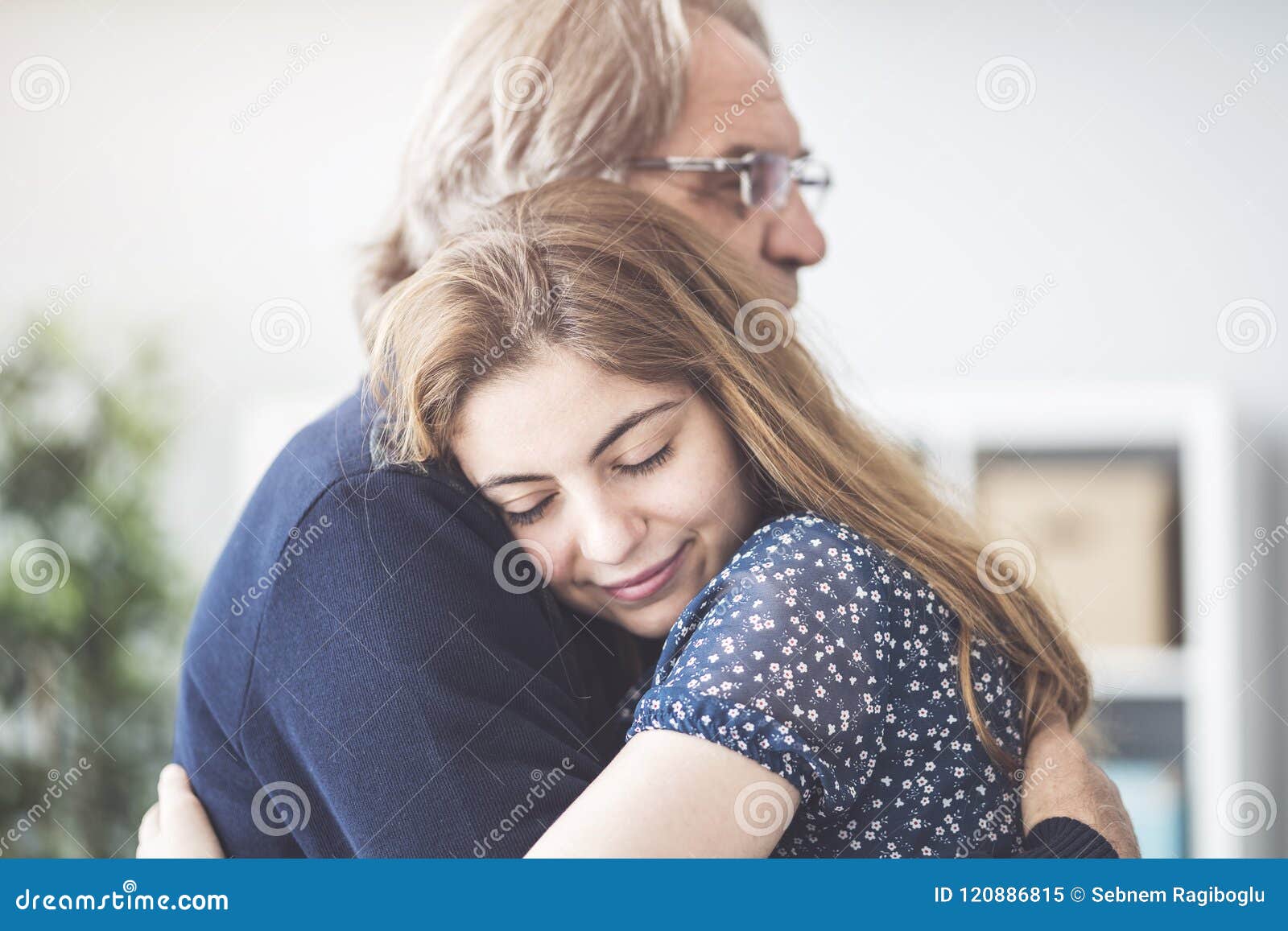 Young Daughter Hugs Her Father Stock Image - Image of portrait, emotion ...