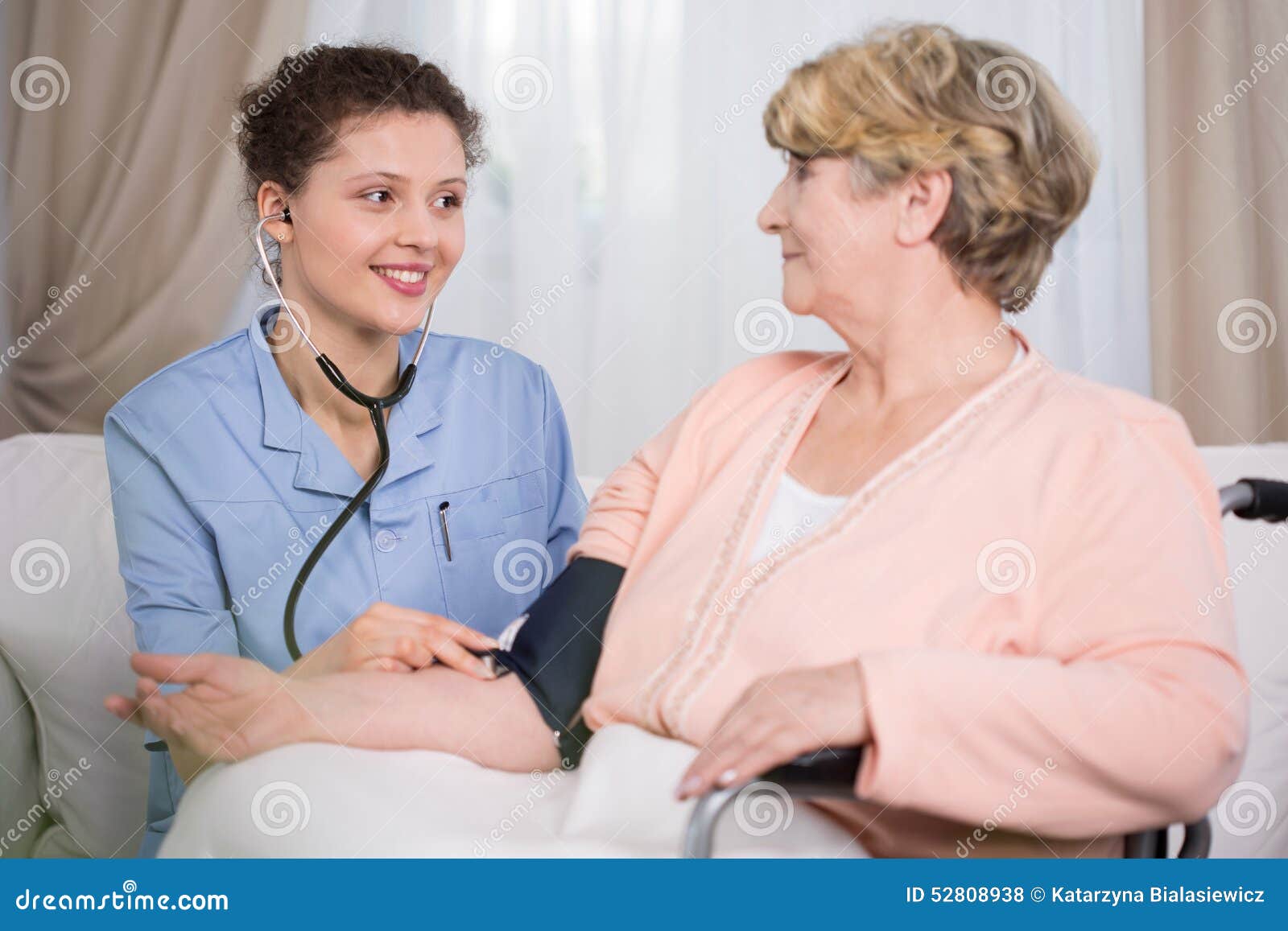 Young Doctor during Home Visit Stock Photo - Image of examine, heart ...