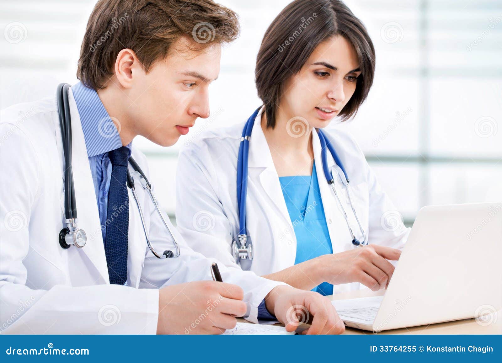Young doctors stock image. Image of monitor, cure, health - 33764255