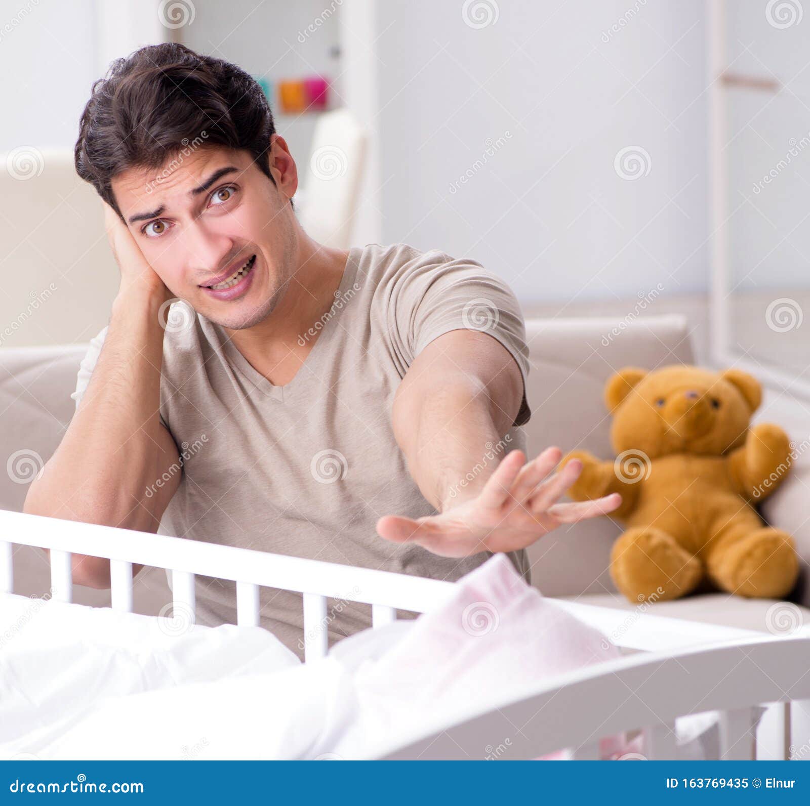 Young Father Dad Frustrated at Crying Baby Stock Image - Image of loud ...