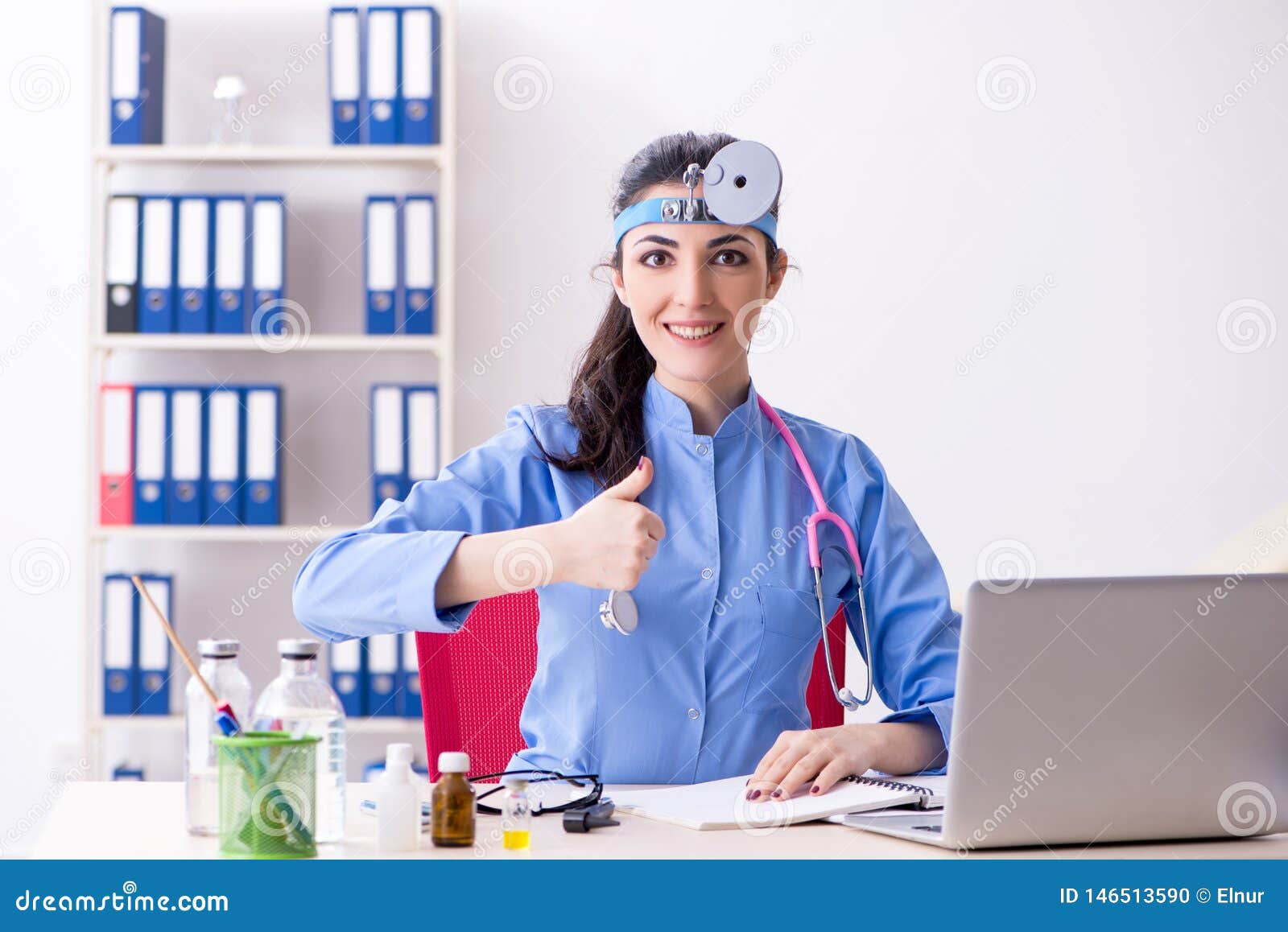 The Young Female Doctor Working in the Clinic Stock Photo - Image of ...