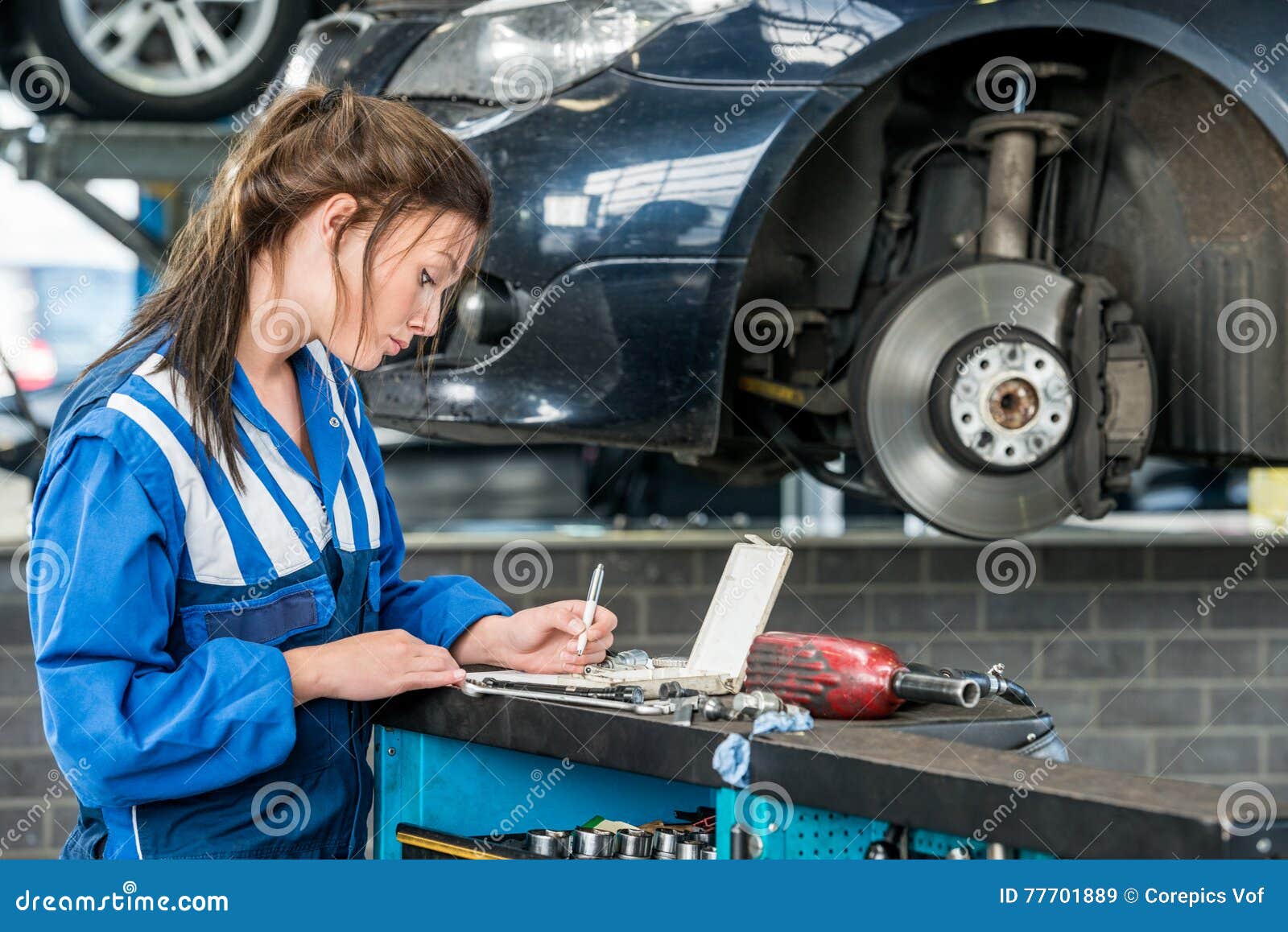4,216 Mechanic Making Stock Photos - Free & Royalty-Free Stock Photos ...