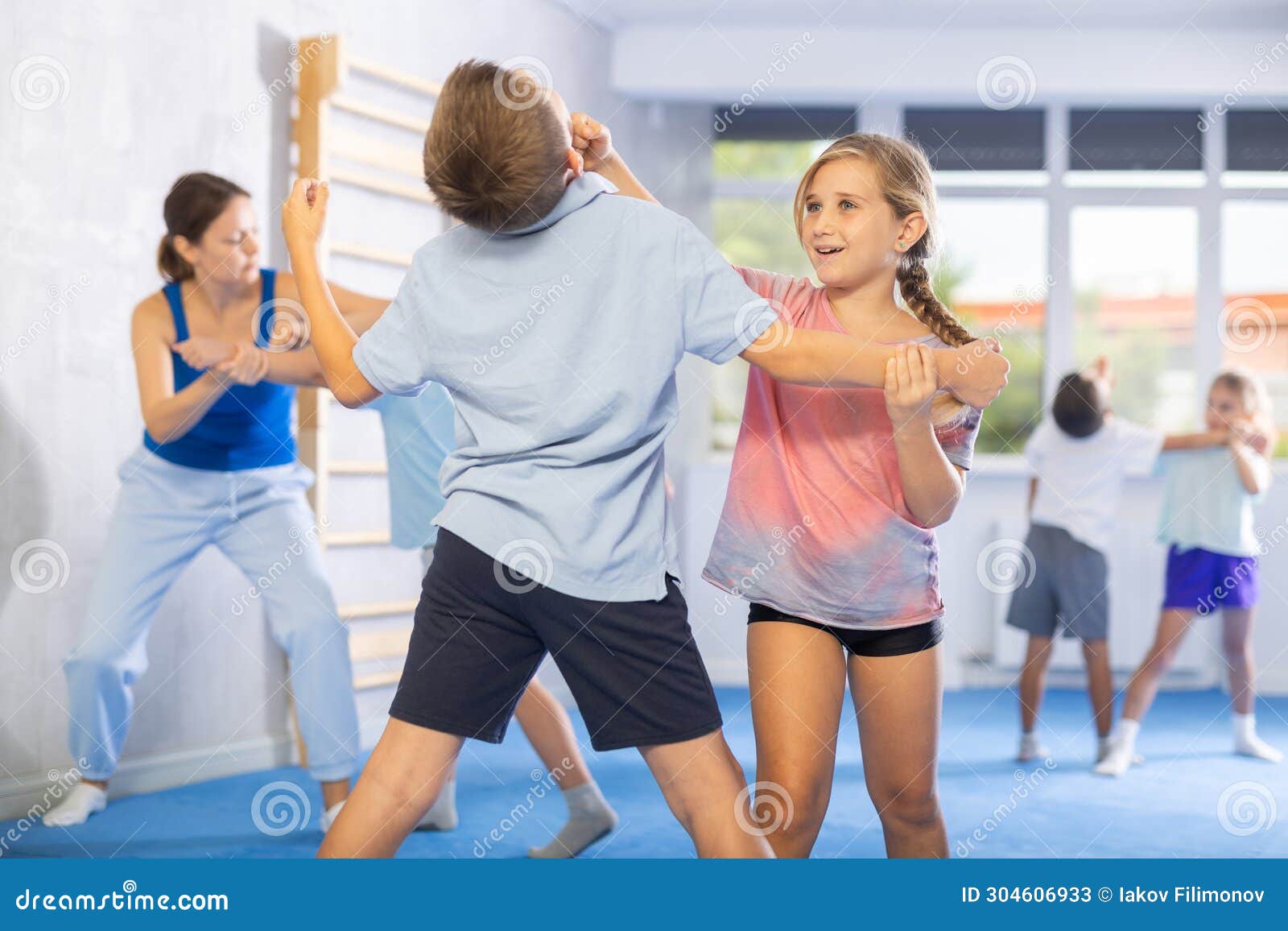 Perfecting Their Head Punch Stock Image - Image of practice, fight ... Perfecting Their Head Punch Stock Image - Image of practice, fight ...