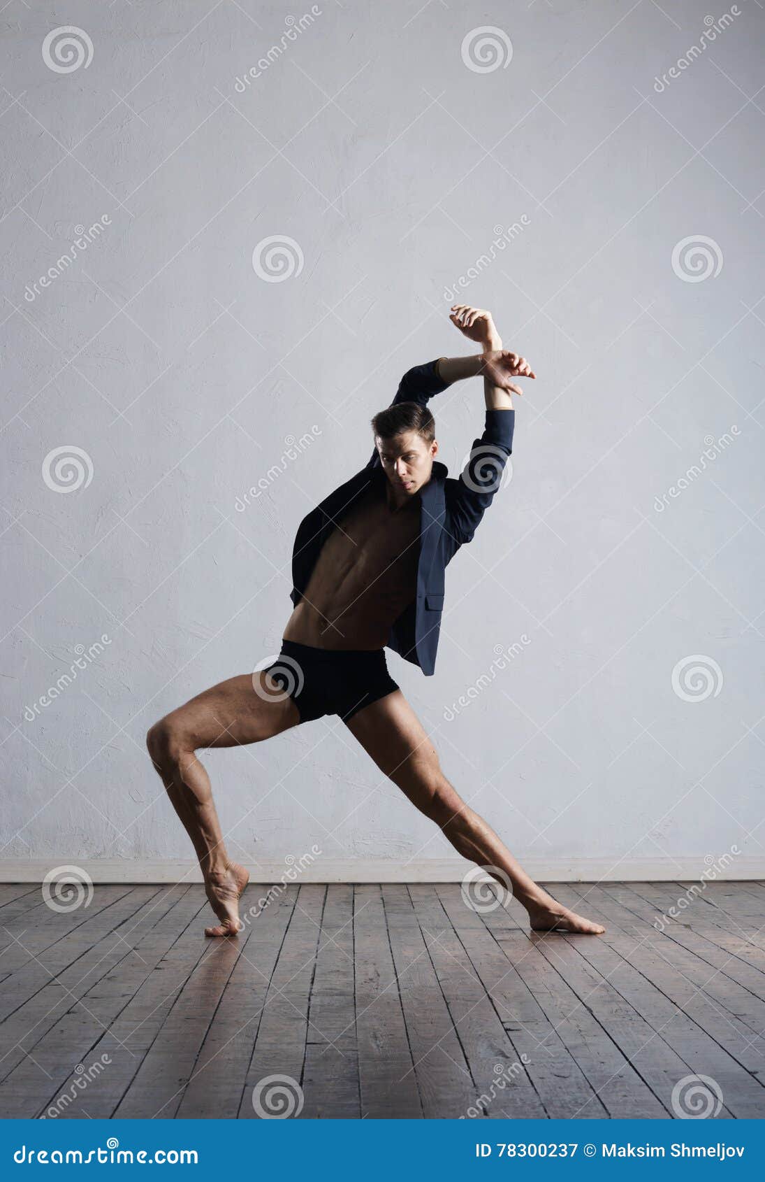Young and Fit Modern Dancer Performing a Move Stock Image - Image of ...