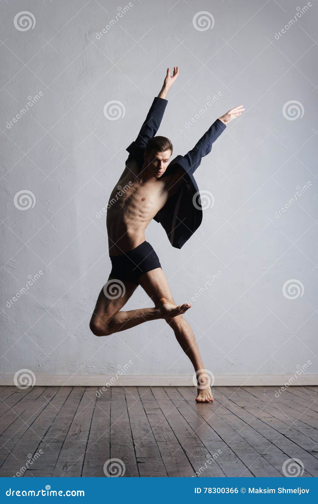 Young and Fit Modern Dancer Performing a Move Stock Photo - Image of ...