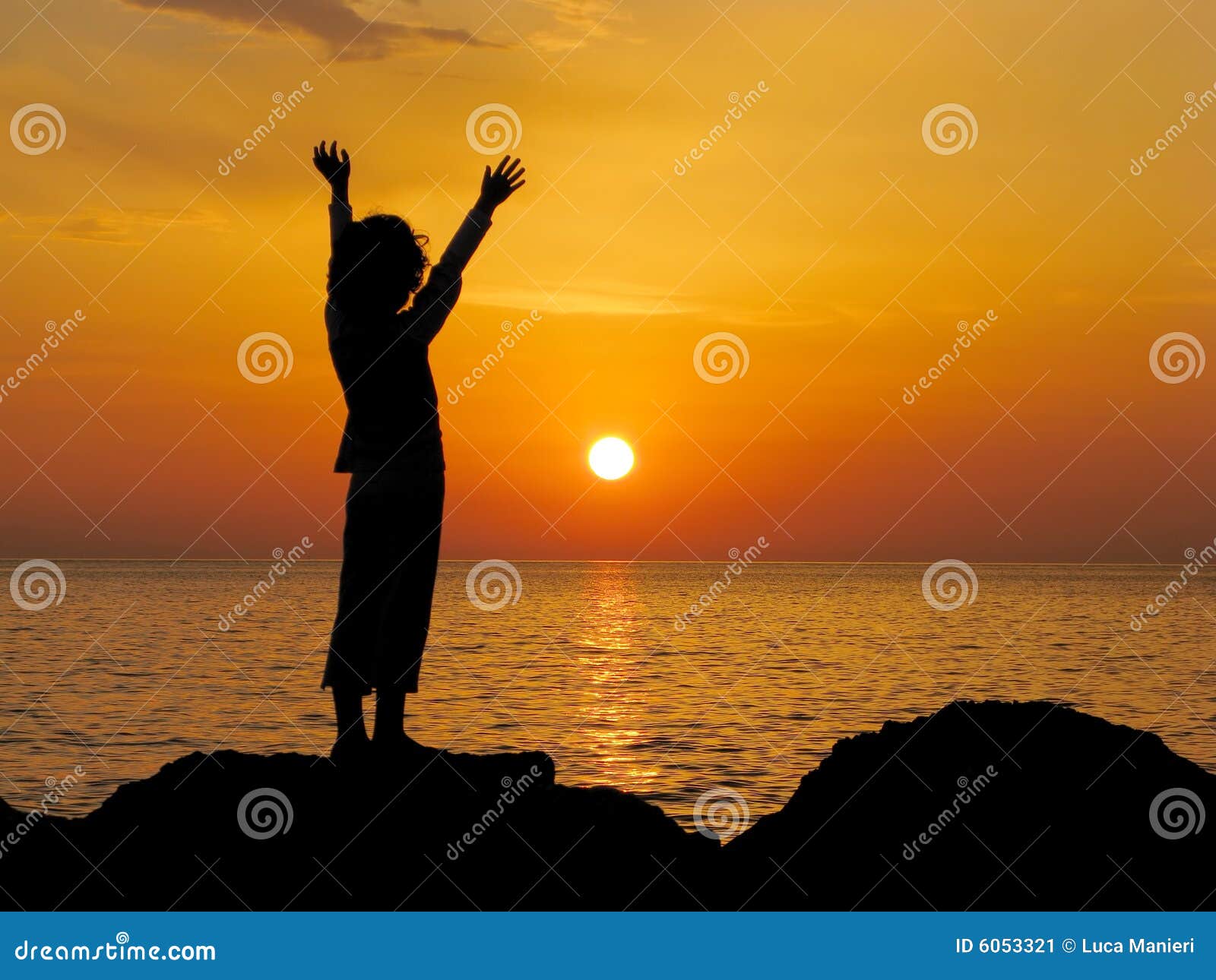 Young girl at sunrise stock image. Image of happiness - 6053321