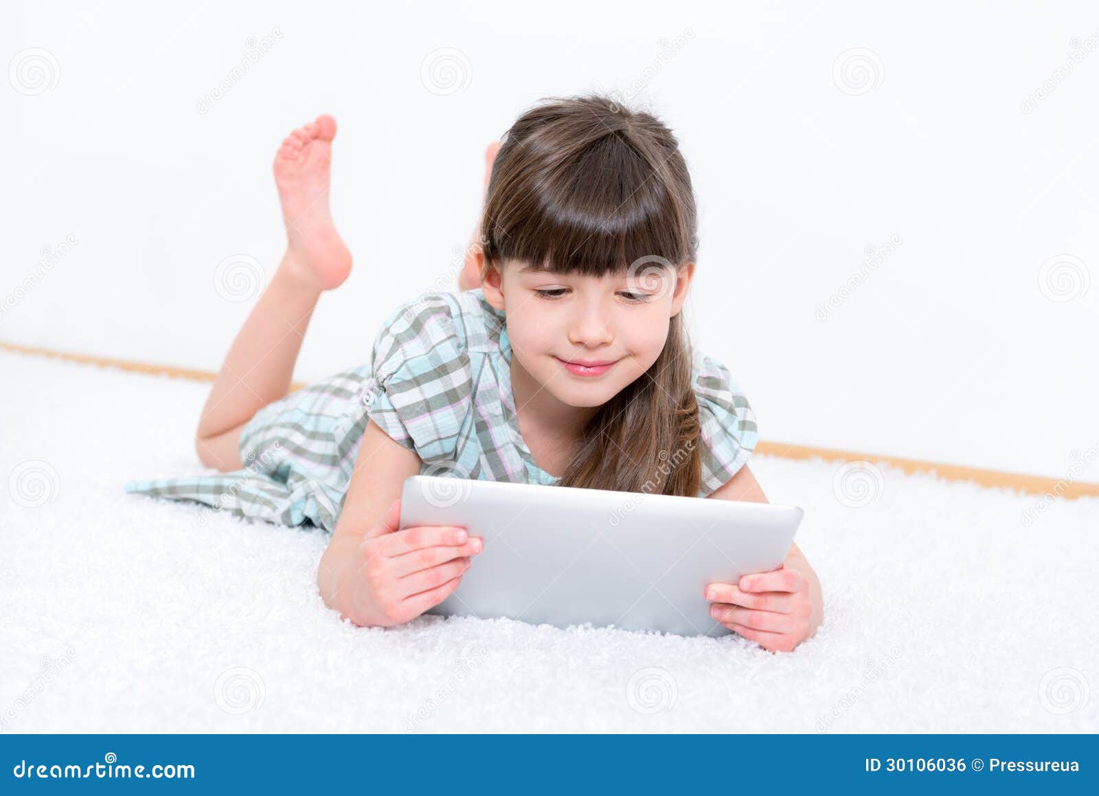 Child with Apple Ipad Tablet Computer Stock Photo - Image of browsing ...
