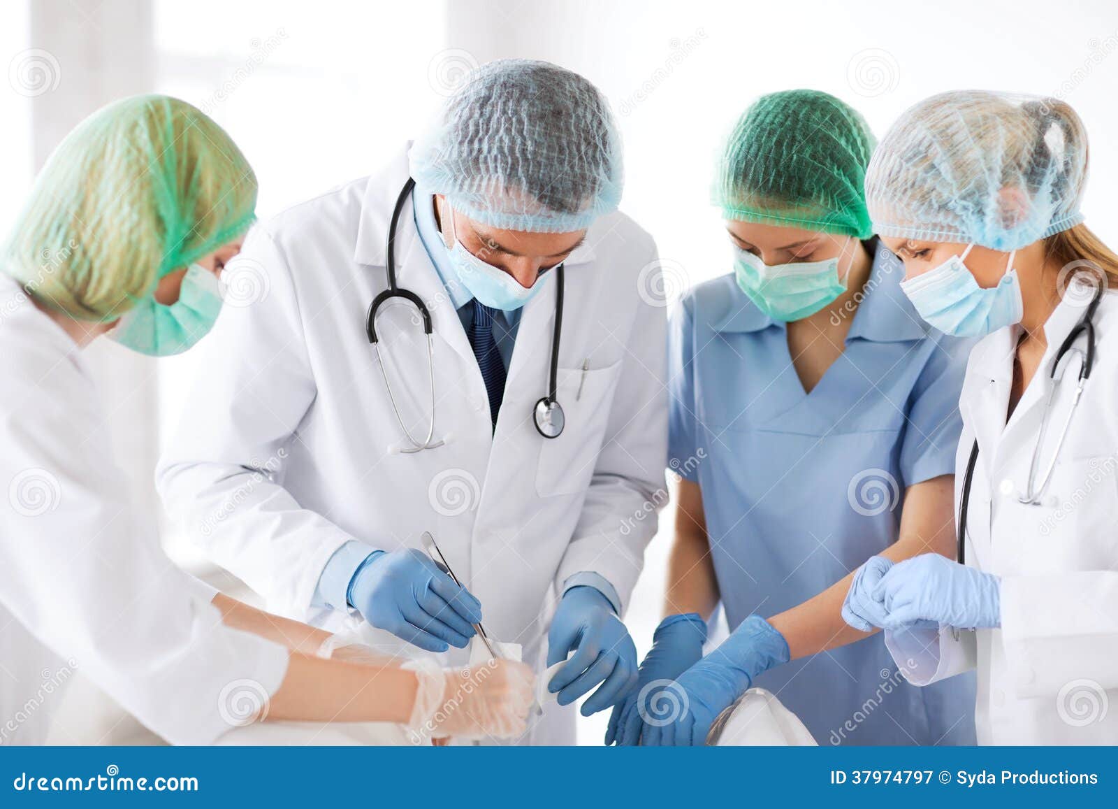 Young Group of Doctors Doing Operation Stock Image - Image of doctors ...