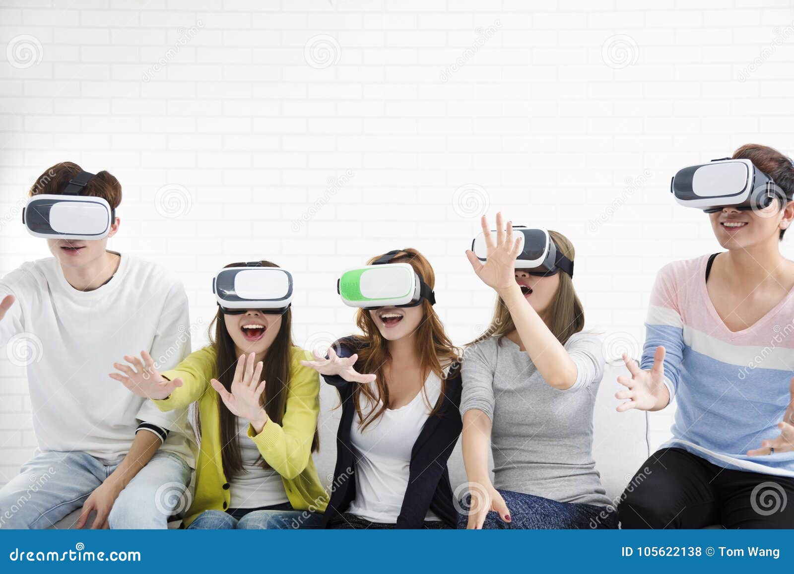 Young Group Having Fun with New Technology Vr Stock Photo - Image of ...