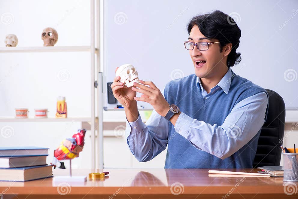 The Young Lecturer Teacher Teaching Anatomy Stock Image Image Of Book