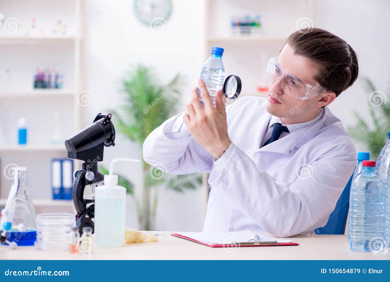 Young Male Chemist Experimenting in Lab Stock Image - Image of chemical ...