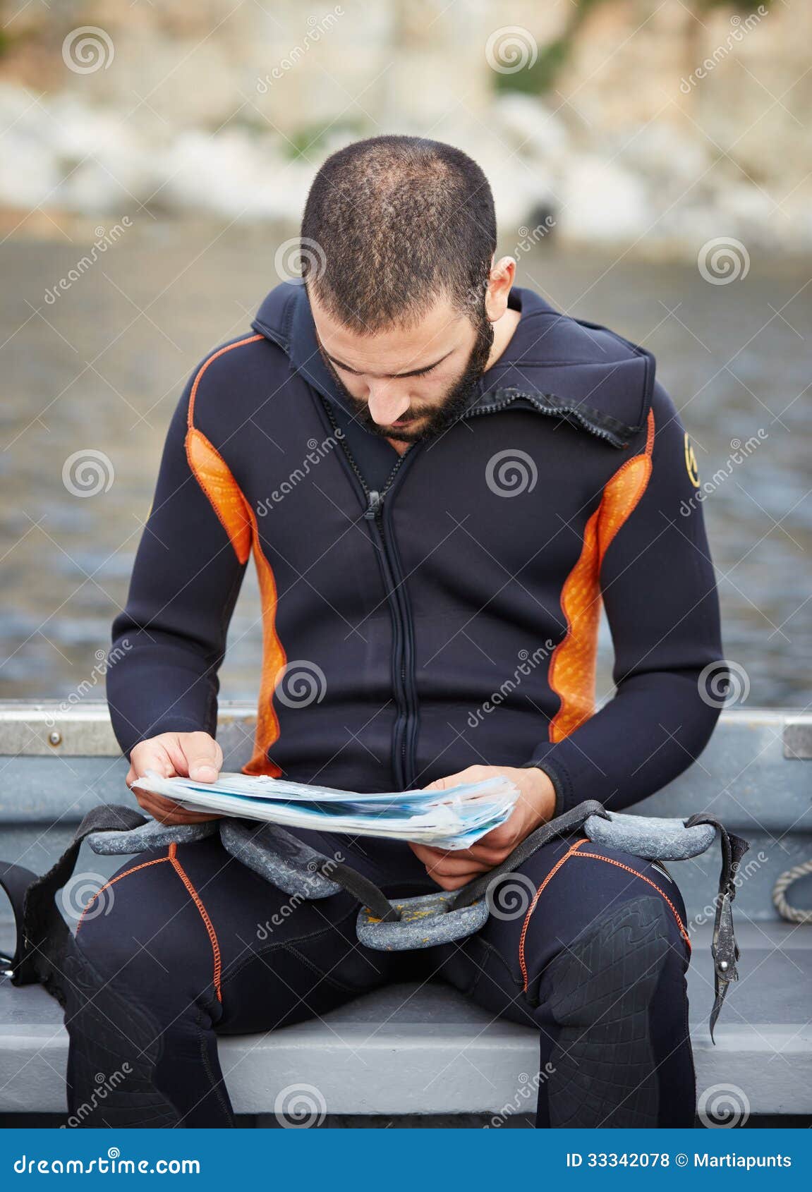 Young Man Getting Ready for Scuba Diving Stock Photo - Image of snorkel ...