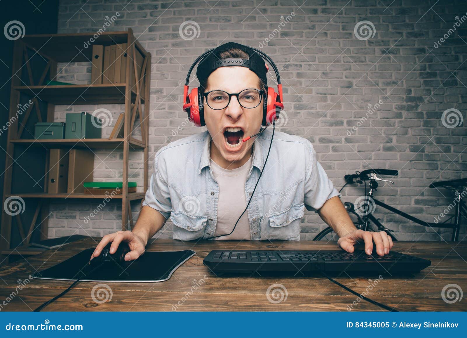 992 Boy Screaming Game Stock Photos - Free & Royalty-Free Stock Photos ...