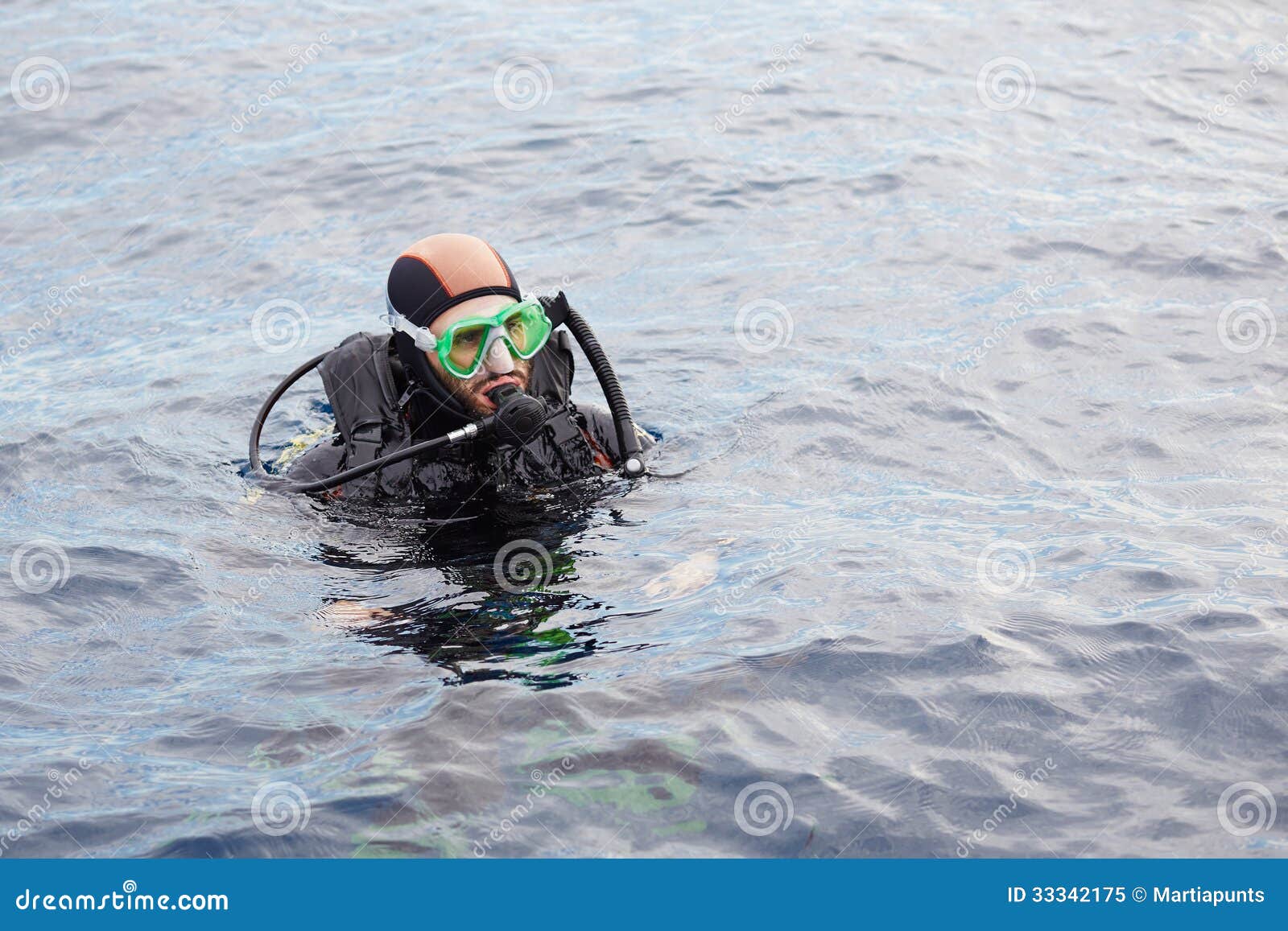 Young man scuba diving stock image. Image of person, snorkel - 33342175