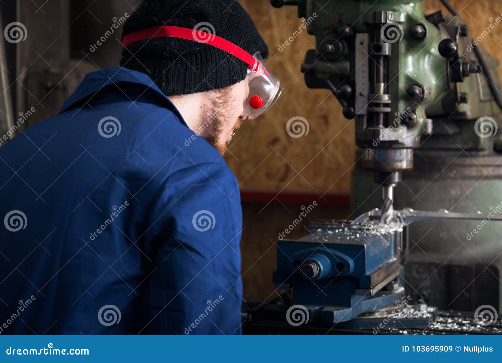 Young Mechanic Apprentice on Milling Machine Stock Image - Image of ...