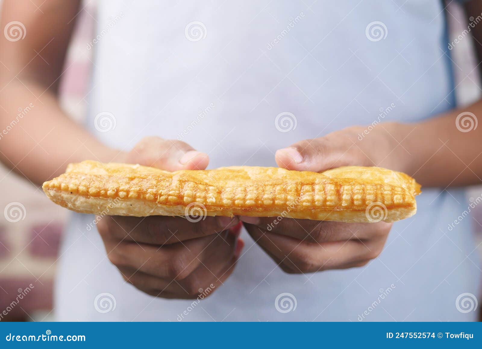 Young Men Eating Apple Pie . Stock Photo - Image of dessert, fork ...
