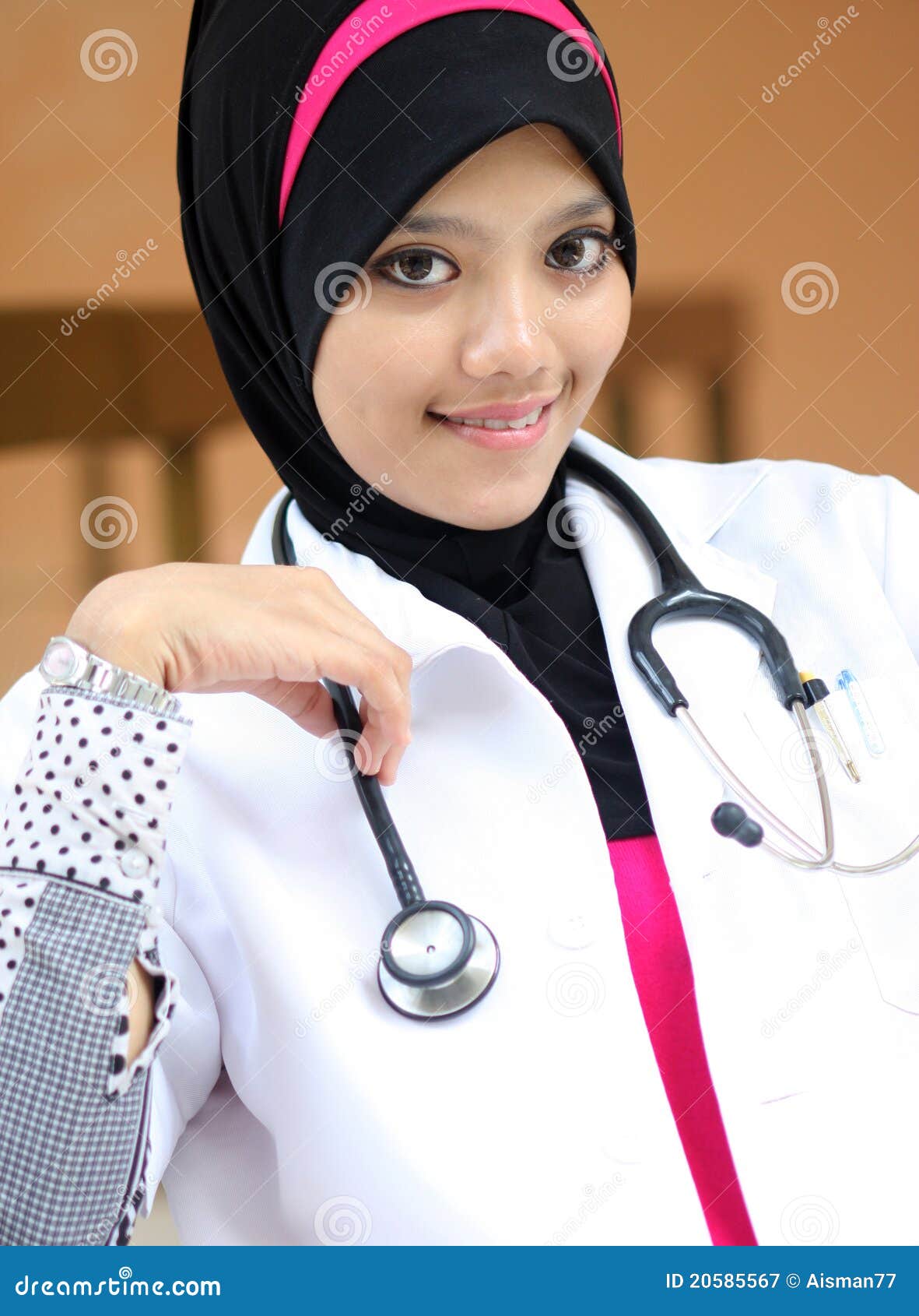 A Young Muslim Woman Doctor Stock Image - Image of portrait, lady: 20585567