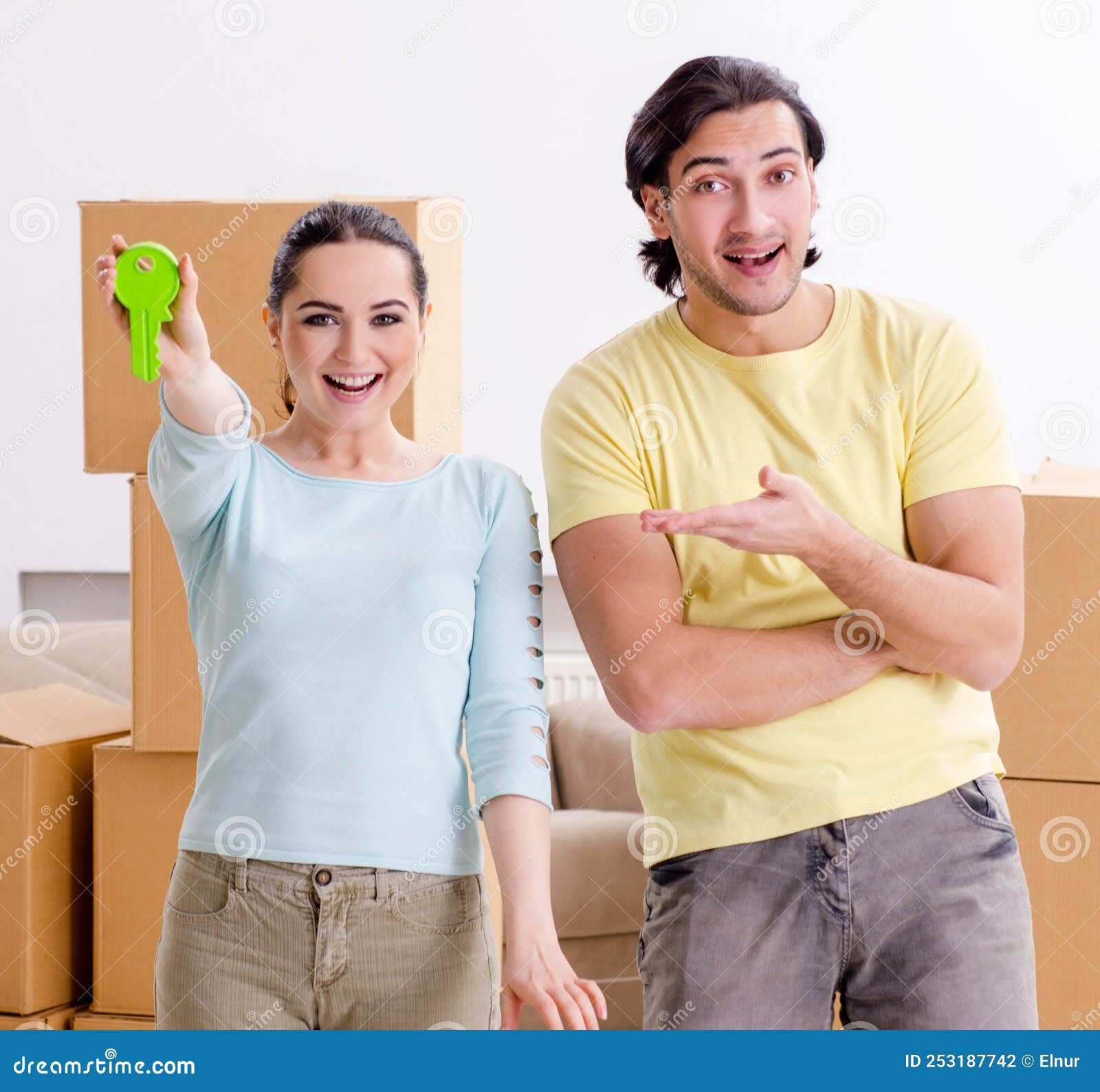 Young Pair Moving To New Apaprtment Stock Photo - Image of move, home ...